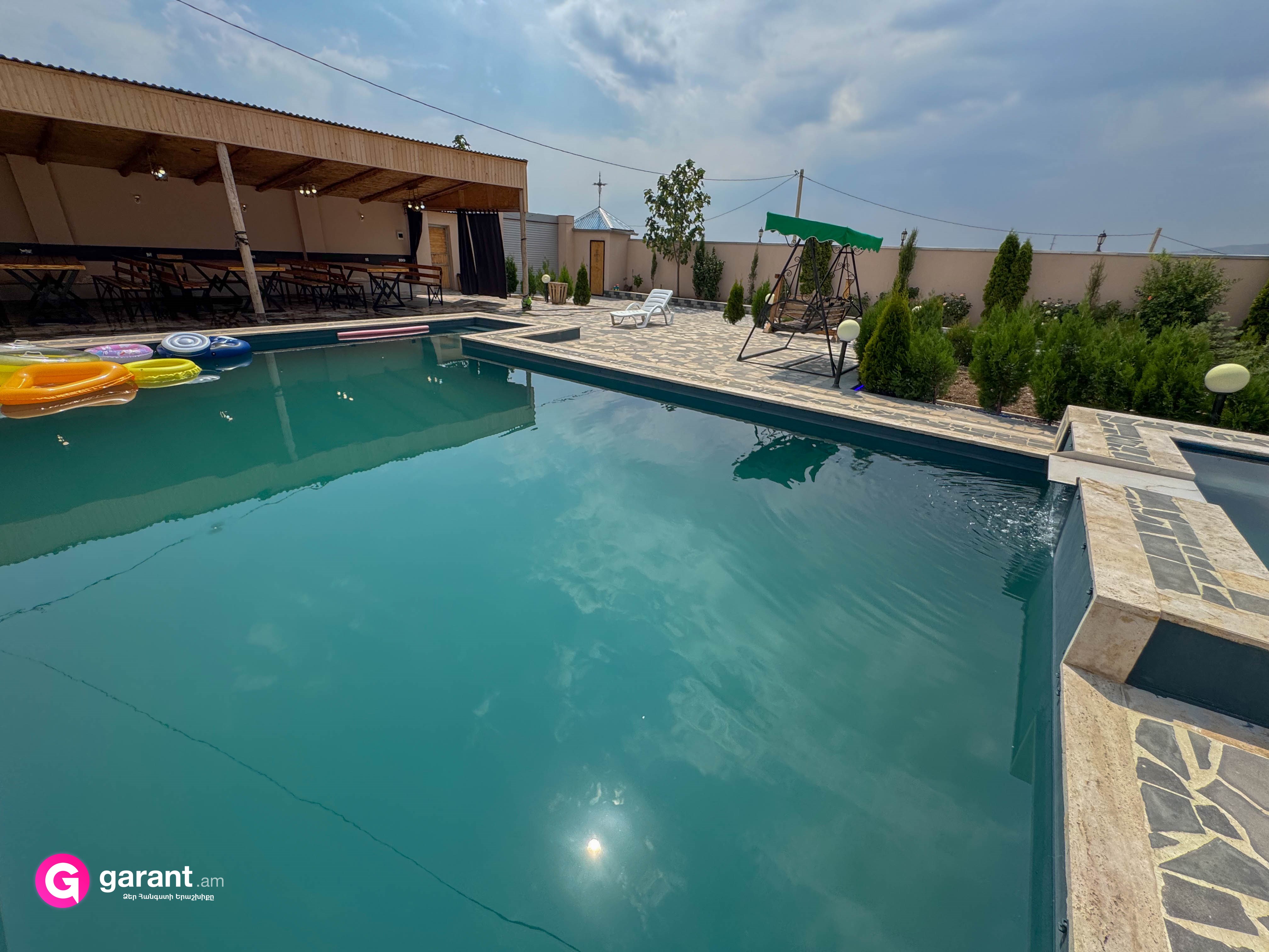 Mount View Guest House. Square 950 sq.m. Посуточная аренда. Villa ...