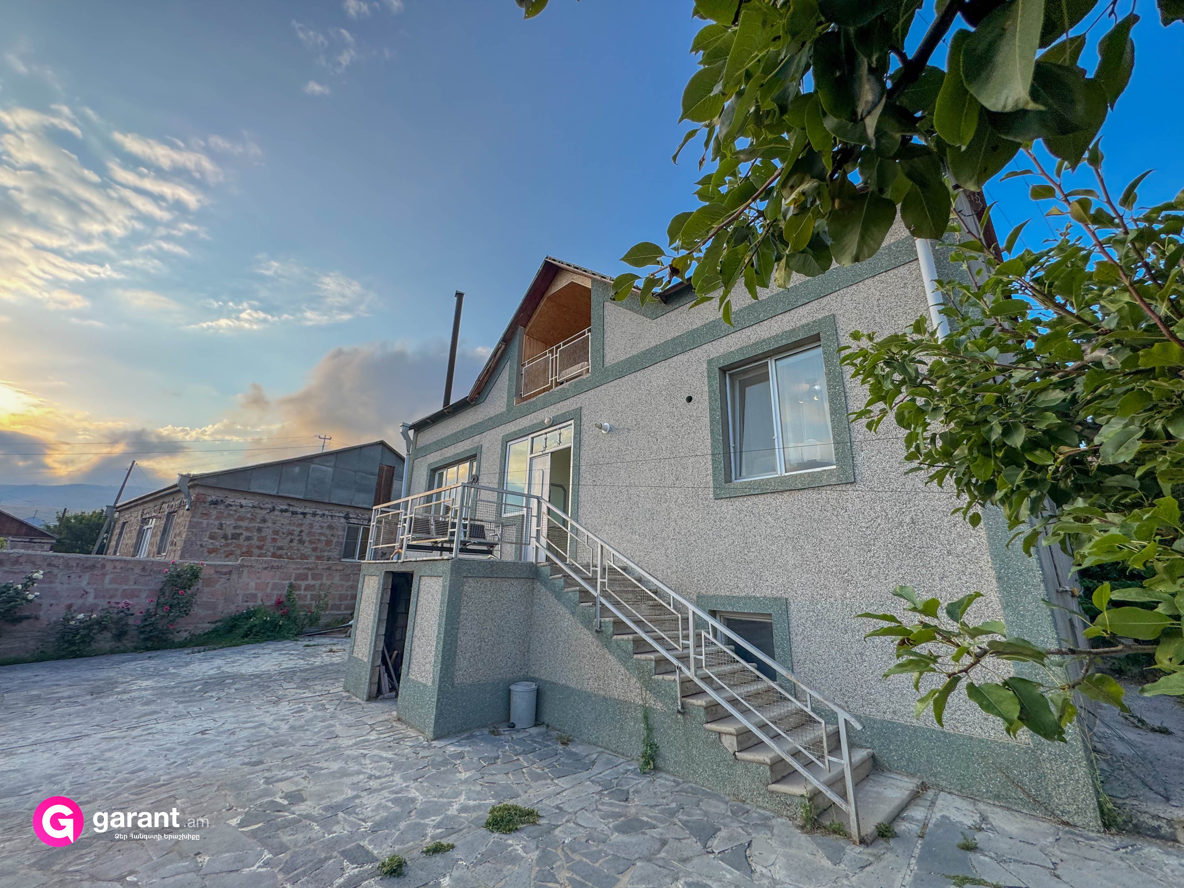 Sevan Guest House. Square 700 sq.m. Посуточная аренда. Villa. - Garant.am