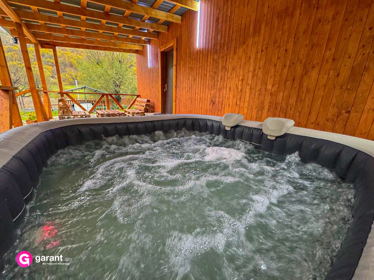 Rafael Restaurant Guest House. Քառակուսի 160 ք.մ. Посуточная аренда ...